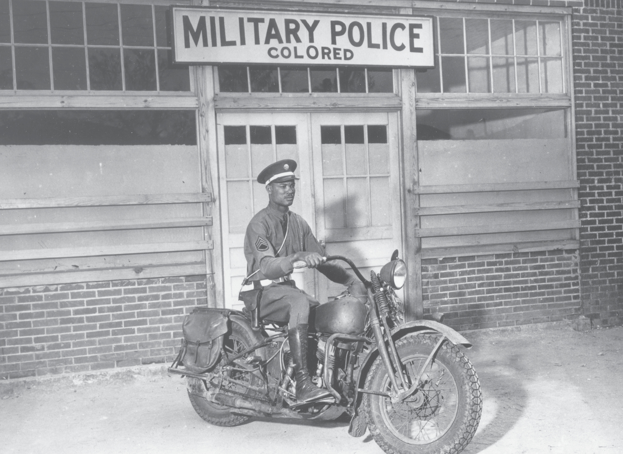 Fighting for Equality: African American Men in Combat in the World Wars ...