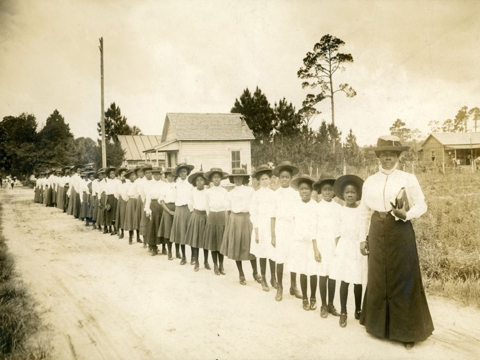 The Extraordinary Life of Mary McLeod Bethune | The National WWII ...