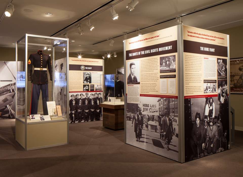 Traveling Exhibits | The National WWII Museum | New Orleans